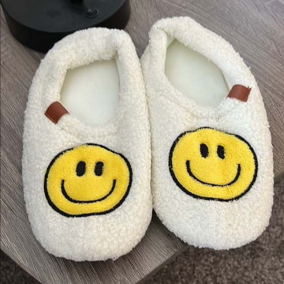 Shoes | Smiley Face Slippers White And Yellow | Poshmark